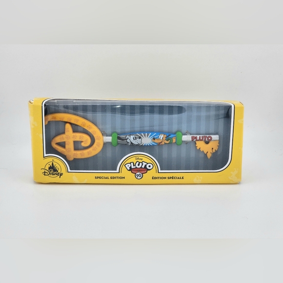 Disney | Other | Disney Store Pluto 9 Years Special Edition Collectible ...
